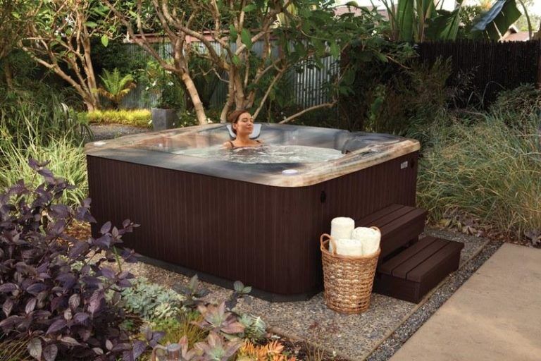 How Often Should I Use a Hot Tub? Take the Daily Soak Challenge! - Hot ...